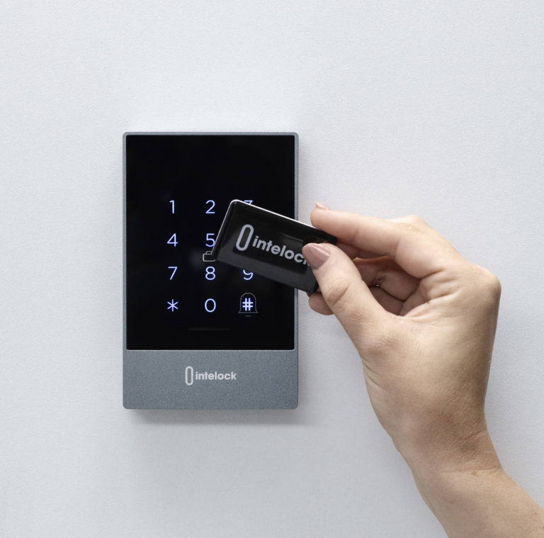 12 sistemi di controllo accessi per gestire gli ingressi in hotel | Fernand